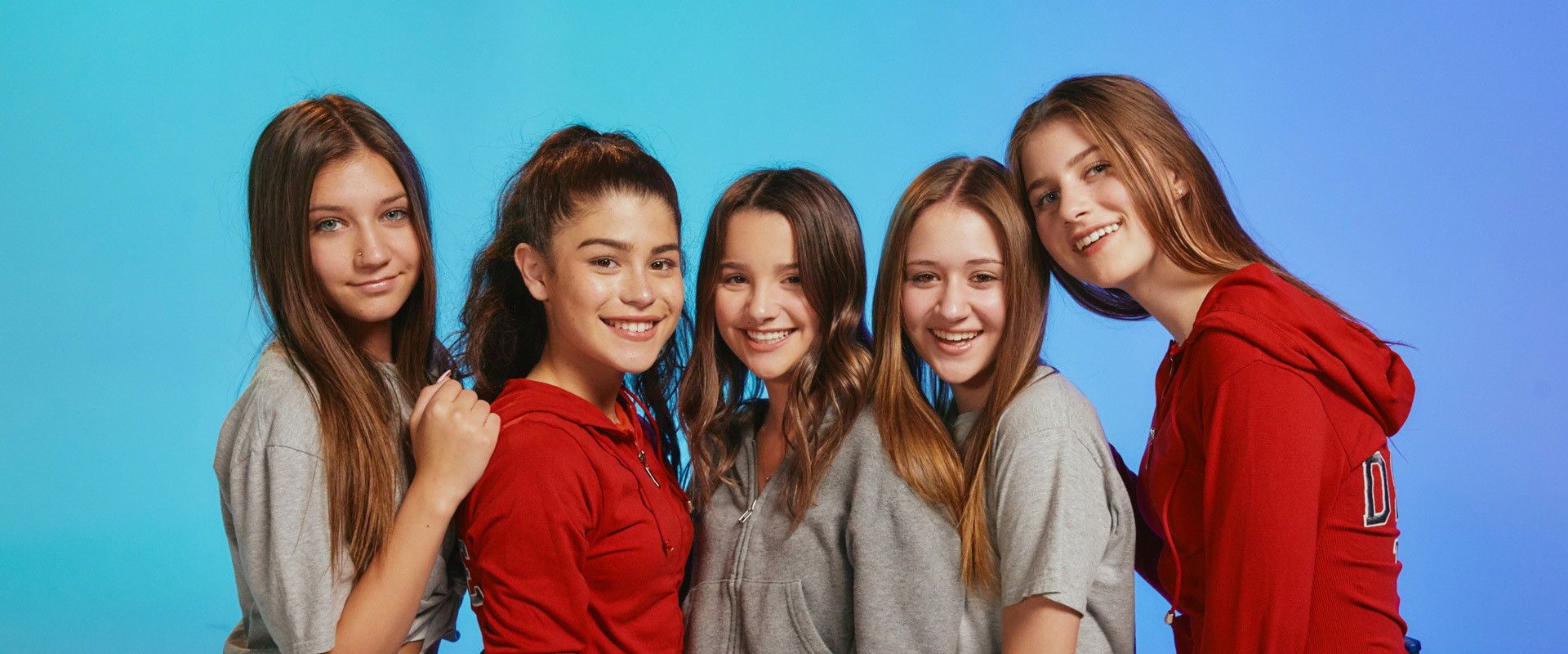 Entertainment - Chicken Girls (2017) | CountriesXL